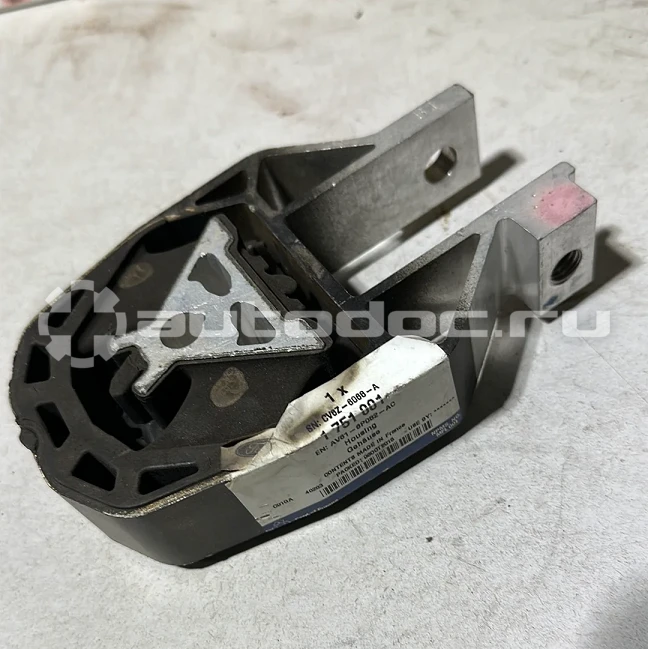 FORD 1751001 - Опора двигателя