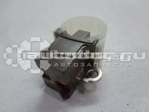 TOYOTA 2737075060 - Щеткодержатель